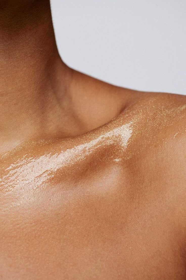 Top 5 Body Shimmer Products You Need to Try - The Modern Muse Magazine